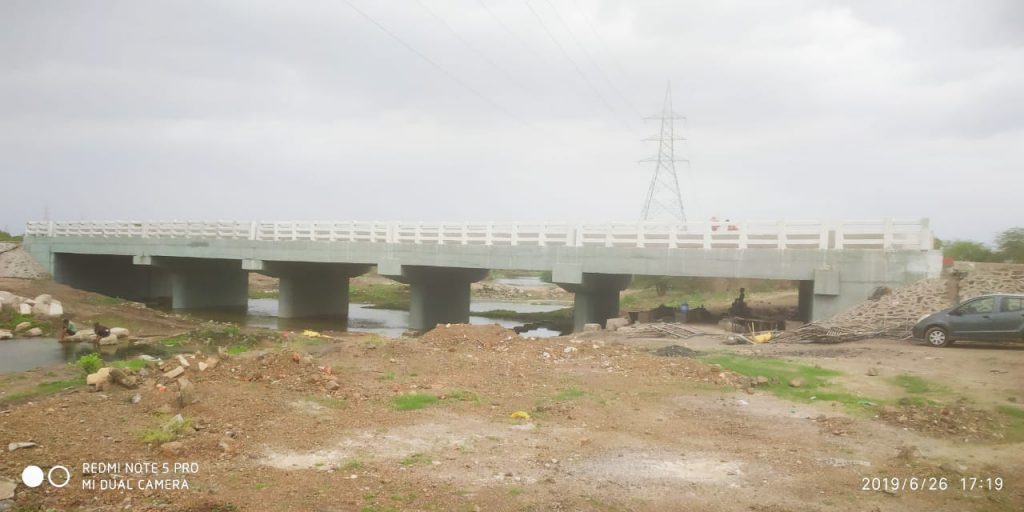 High Level Bridge Minor Bridge on River Nyari, Rajkot, Gujarat, India ...